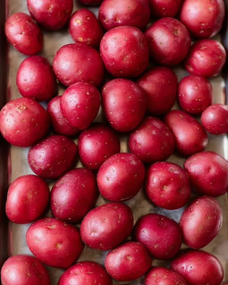 Garlic Herb Parmesan Roasted Red Potatoes: Irresistibly Crispy & Flavorful