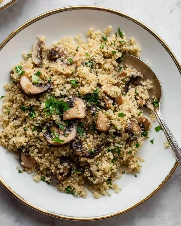 10-Minute Garlic + Herb Mushroom Quinoa – Delicious & Quick